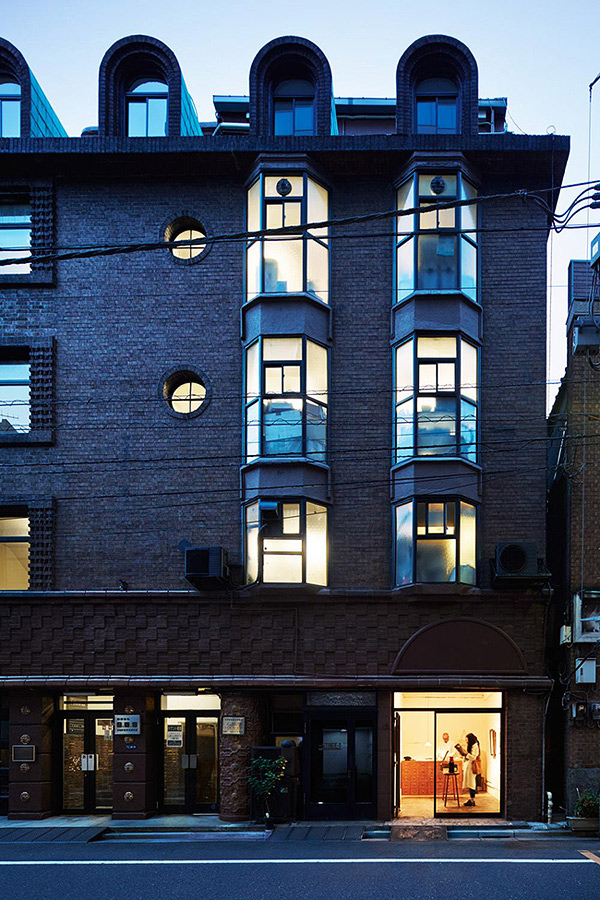 One Book Bookstore – BOOOOOOOM! – CREATE * INSPIRE * COMMUNITY * ART ...