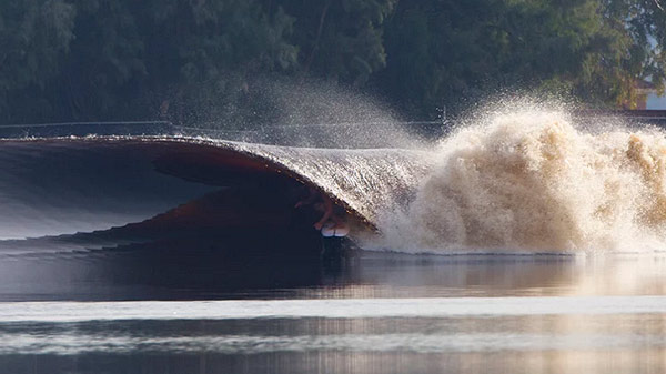 Video of the Day: The Best Man-Made Wave in the World – BOOOOOOOM ...