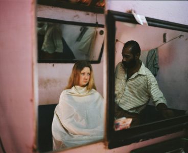 Photographer Spotlight: Siân Davey – BOOOOOOOM! – CREATE * INSPIRE ...