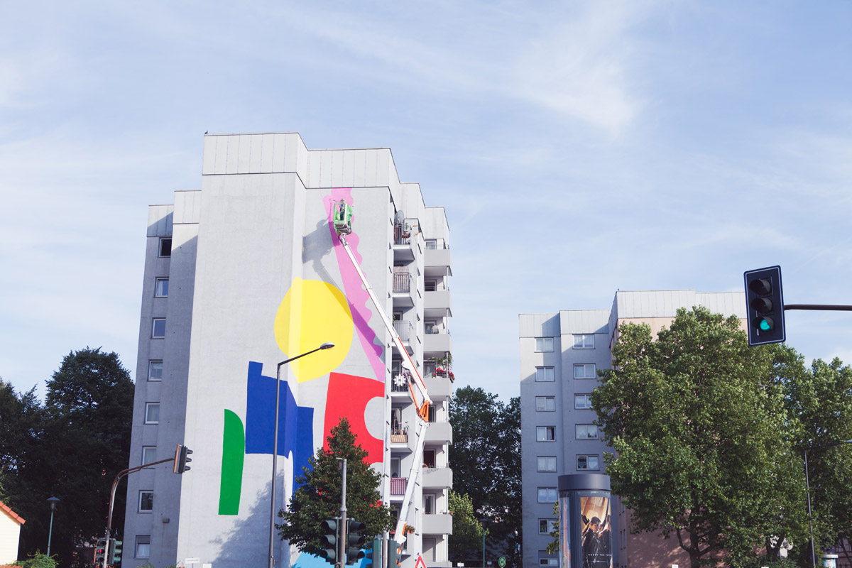 Artist Spotlight: HENSE – BOOOOOOOM! – CREATE * INSPIRE * COMMUNITY ...
