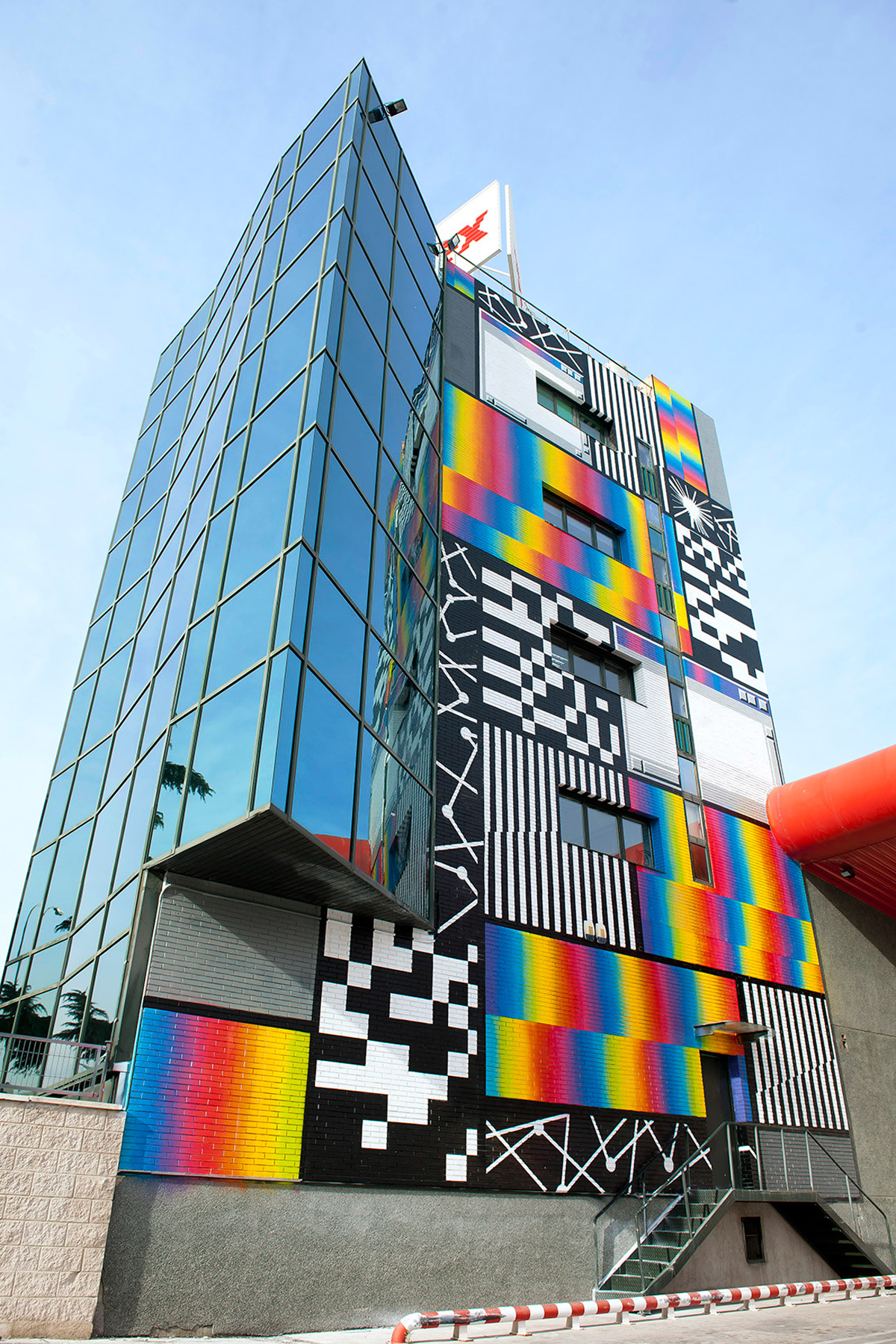 Artist Spotlight: Felipe Pantone – BOOOOOOOM! – CREATE * INSPIRE ...