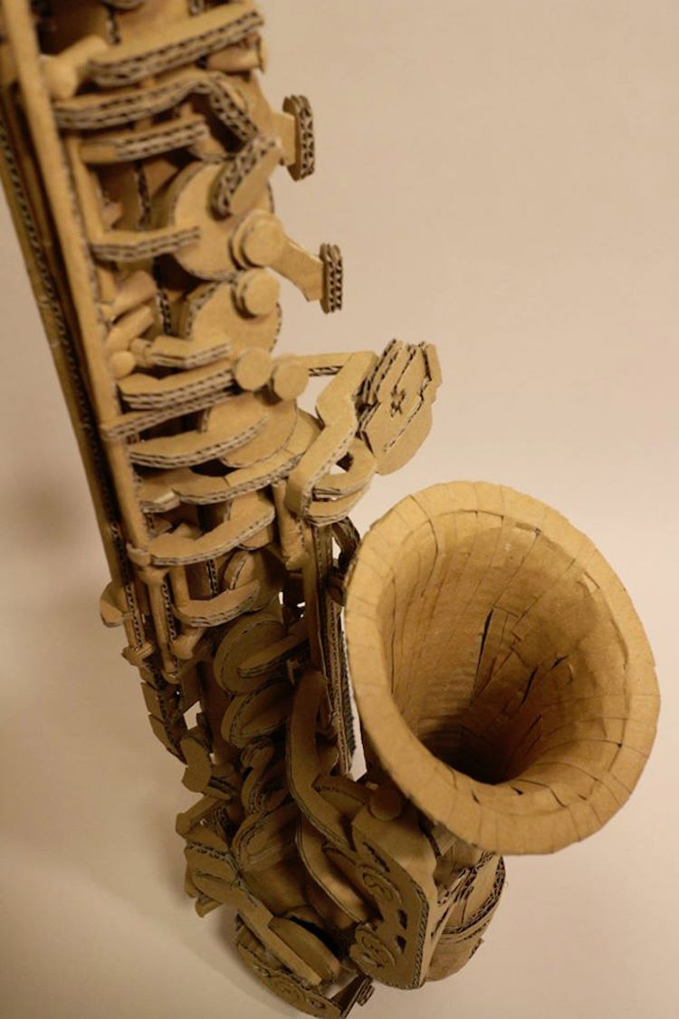 Incredibly Detailed Sculptures Made From Old Amazon Boxes – BOOOOOOOM ...