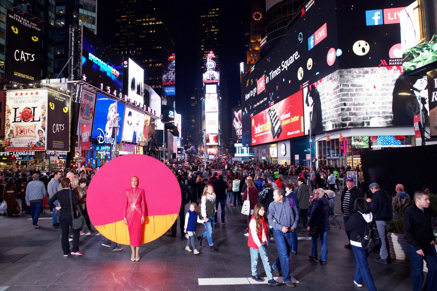 ArtWalks Installation/Performance Can Art Walk? – BOOOOOOOM! – CREATE ...