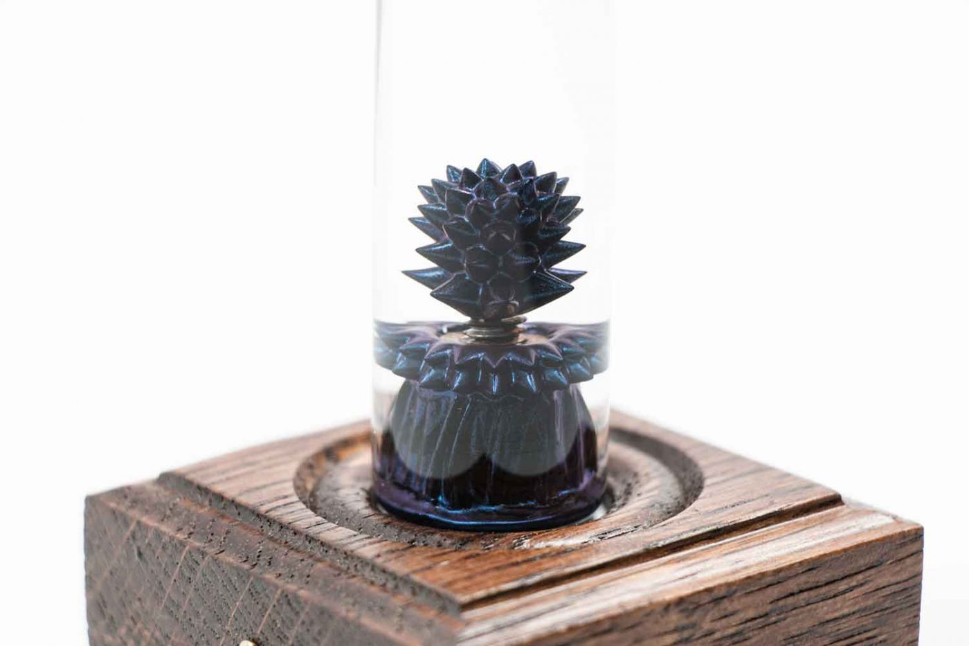 Nano Tree | Interactive Ferrofluid Sculpture – BOOOOOOOM! – CREATE ...