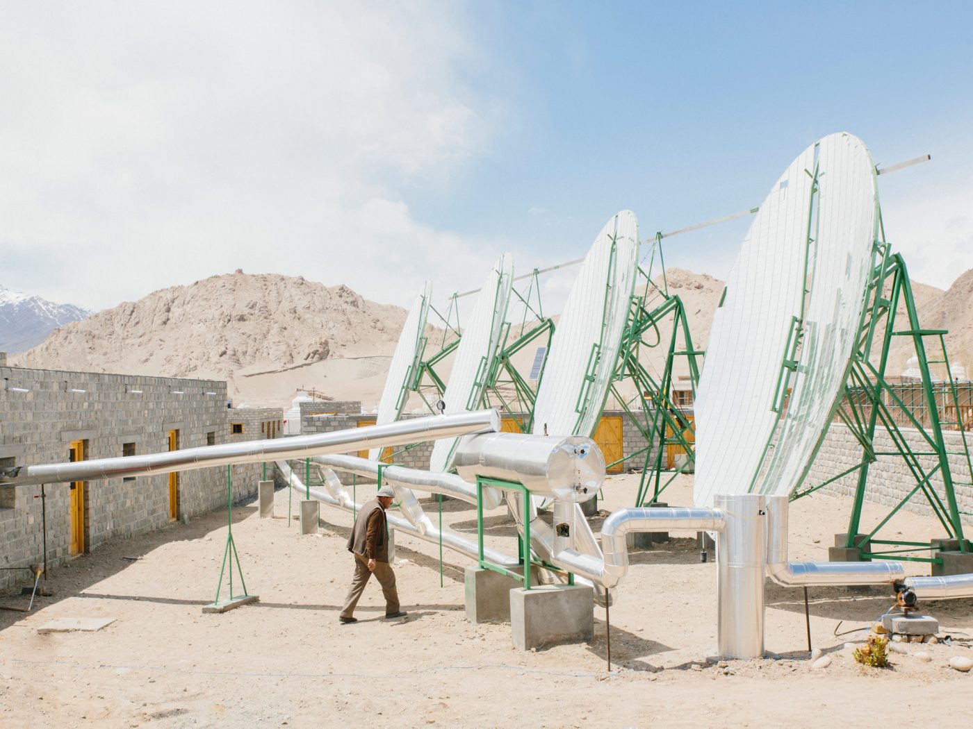 Moonland – BOOOOOOOM! – CREATE * INSPIRE * COMMUNITY * ART * DESIGN ...