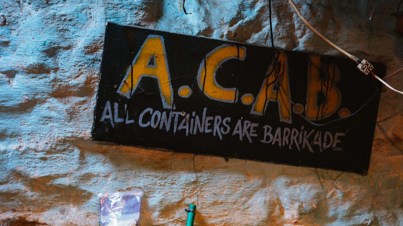 Living outside the system II – BOOOOOOOM! – CREATE * INSPIRE ...