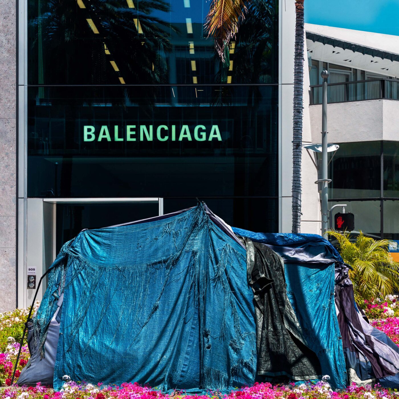 Beverly Row – BOOOOOOOM! – CREATE * INSPIRE * COMMUNITY * ART * DESIGN ...