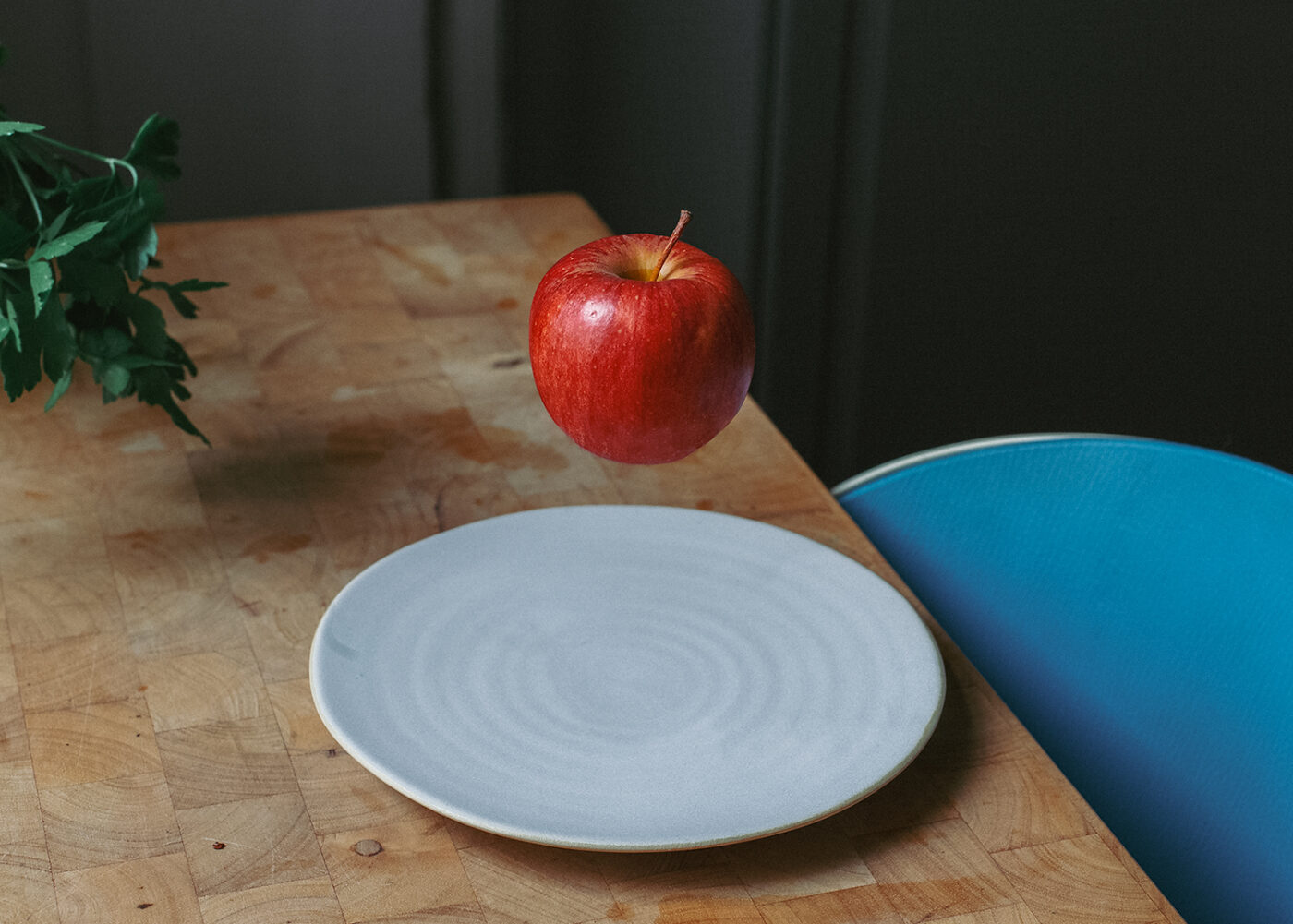 Levitating Objects – BOOOOOOOM! – CREATE * INSPIRE * COMMUNITY * ART ...